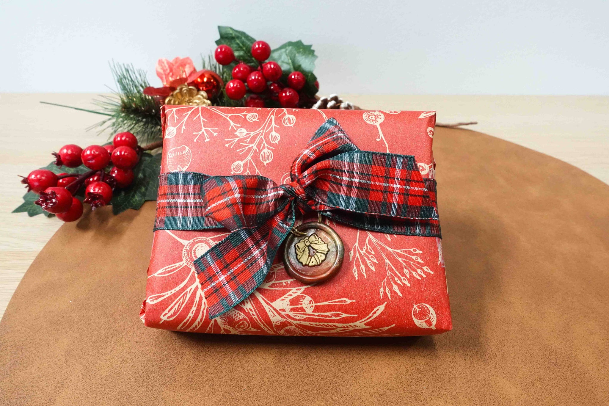 Christmas Gift Wrapping Idea / Tutorial: How To Add A Wax Seal Charm to ...